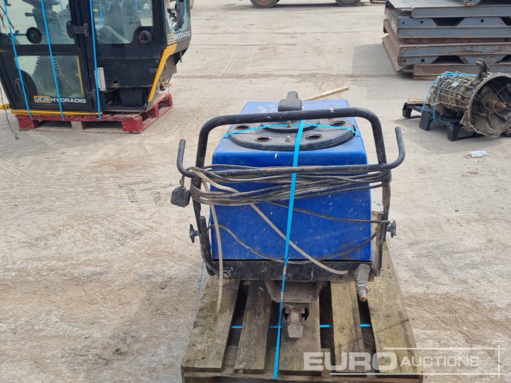 Kew Hot Pressure Washer | Leeds | Euro Auctions