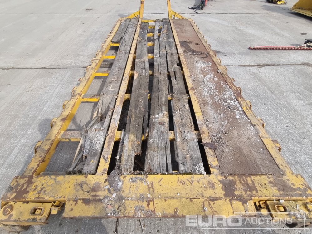 RORO Flatbed to suit Hook Loader Lorry | Leeds | Euro Auctions
