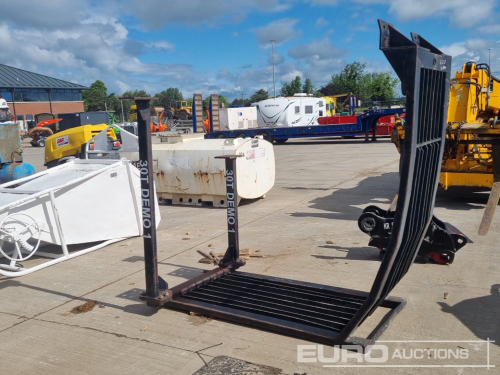 Demo Cage to suit Excavator | Leeds | Euro Auctions