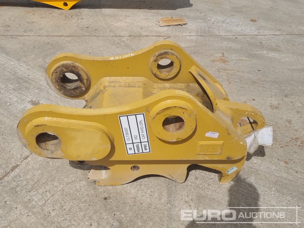 CAT Hydraulic Double Lock QH 100mm Pin to suit 20 Ton Excavator | Leeds ...