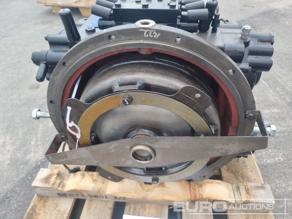 Gearbox to suit Manitou MLT 841/1041 | Dormagen | Euro Auctions